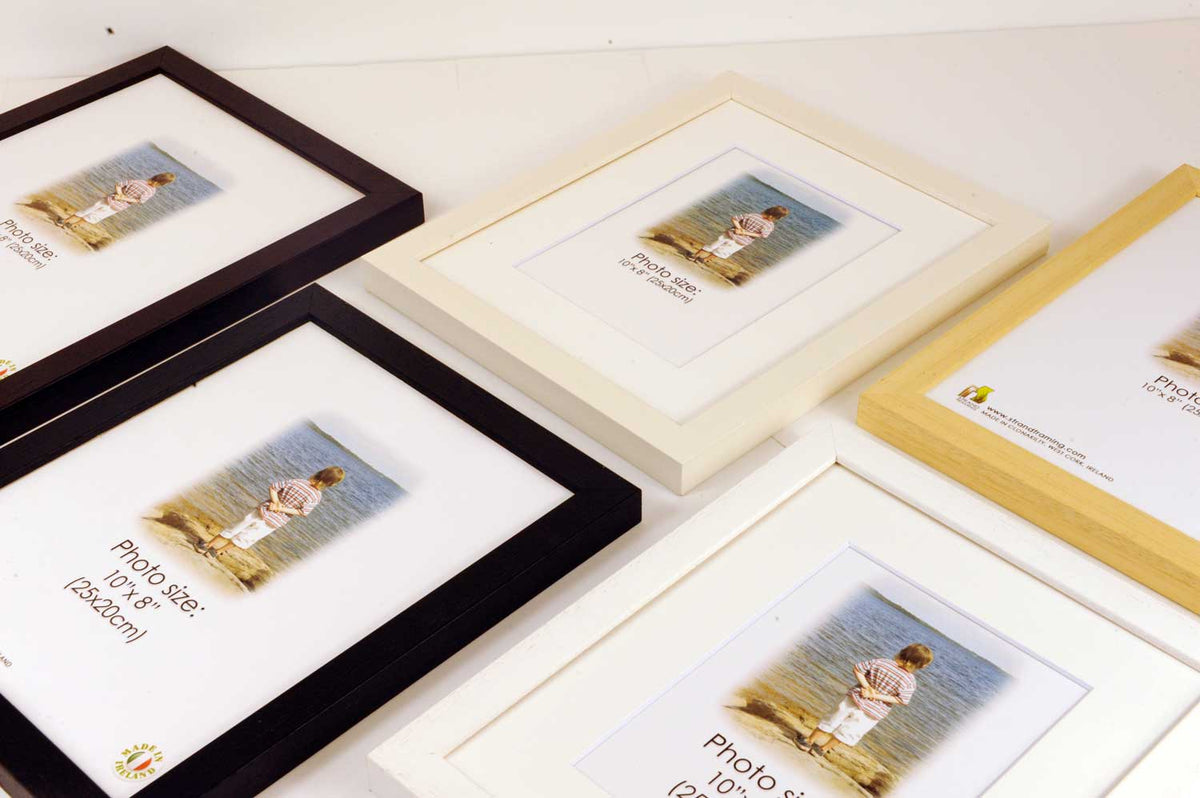 Points of sale display stand - Greeting cards and mini frames stand ...